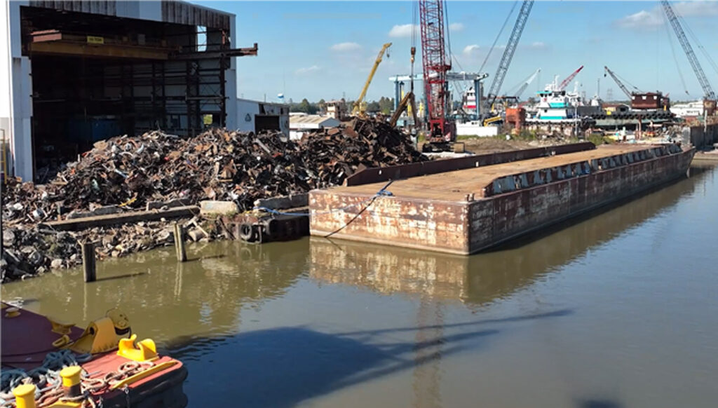 gallery_barge - Metal Recycling and Processing | Modern Metals Recycling